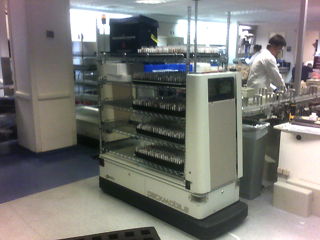 Specimen Transport Robot - Egemin Automation - MLM Magazine ...